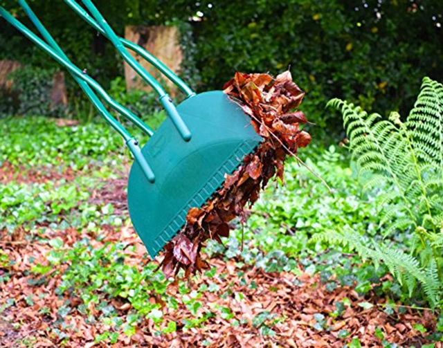 Heavy Duty Long-Handled Leaf Grabbers - Efficient Garden Tools