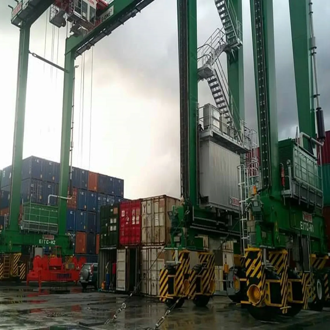 Rubber Tire Gantry RTG TPMS with External Sensor - Prevent Turnover