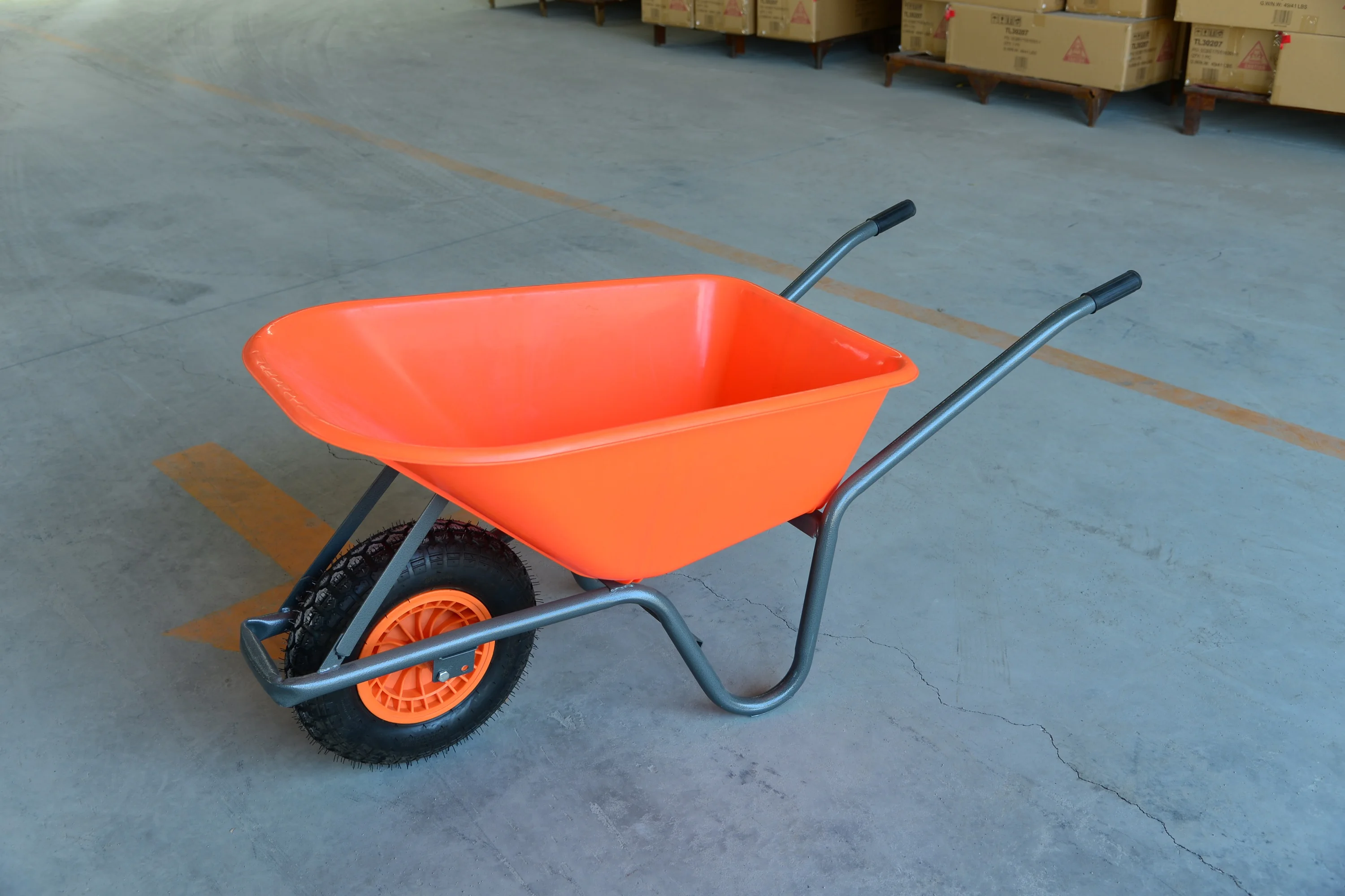 Heavy-Duty Pneumatic Solid Wheelbarrow WB6414T High Load Bearing with ...