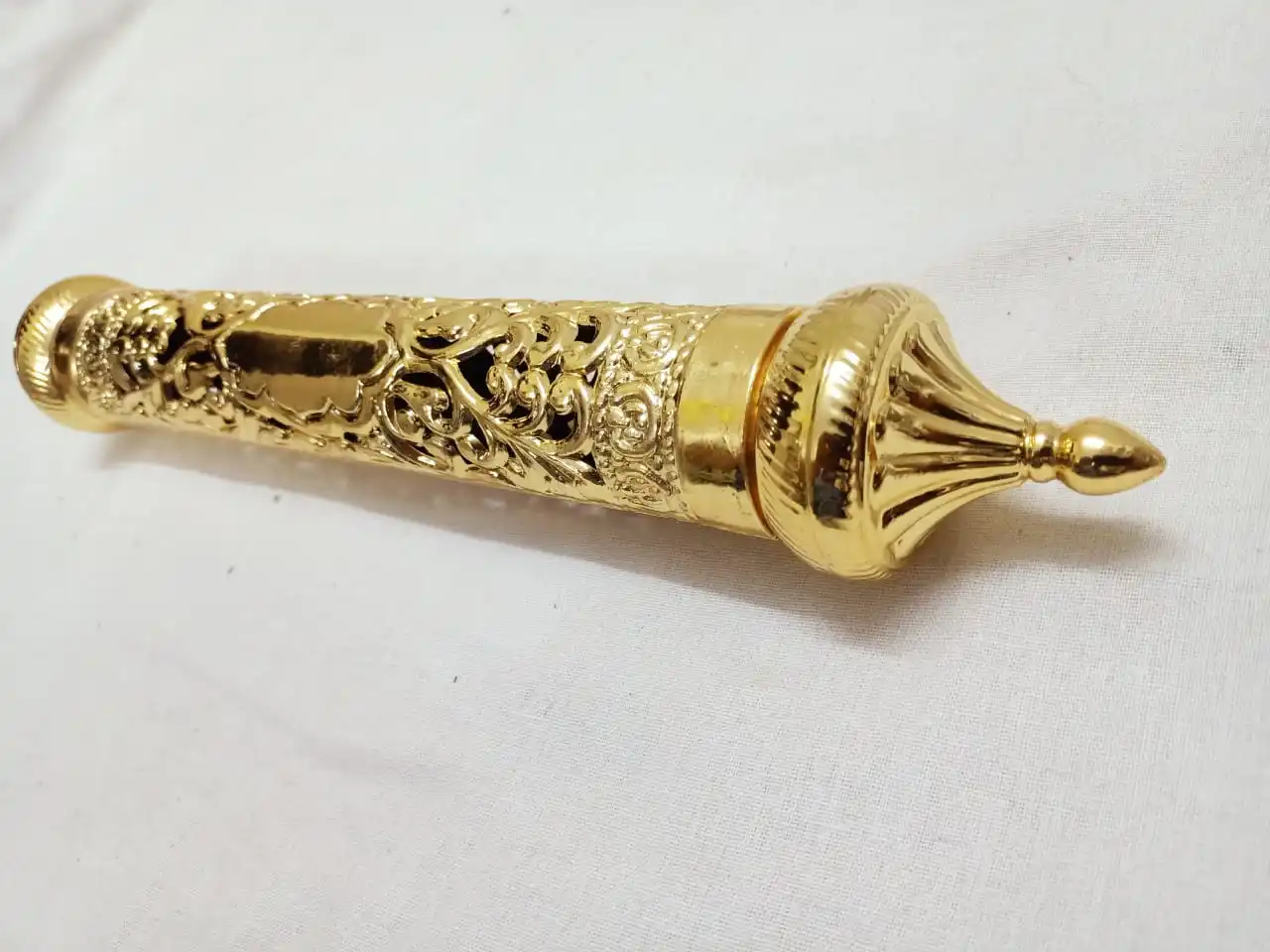 Custom Made Laser Engraved Gold Scroll Tubes for Invitations