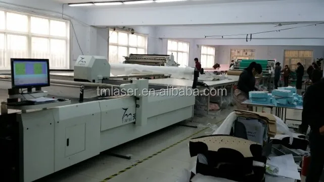 Automatic Fabric Cutting Machine For Garment Fabric Multi Layer Cutting ...