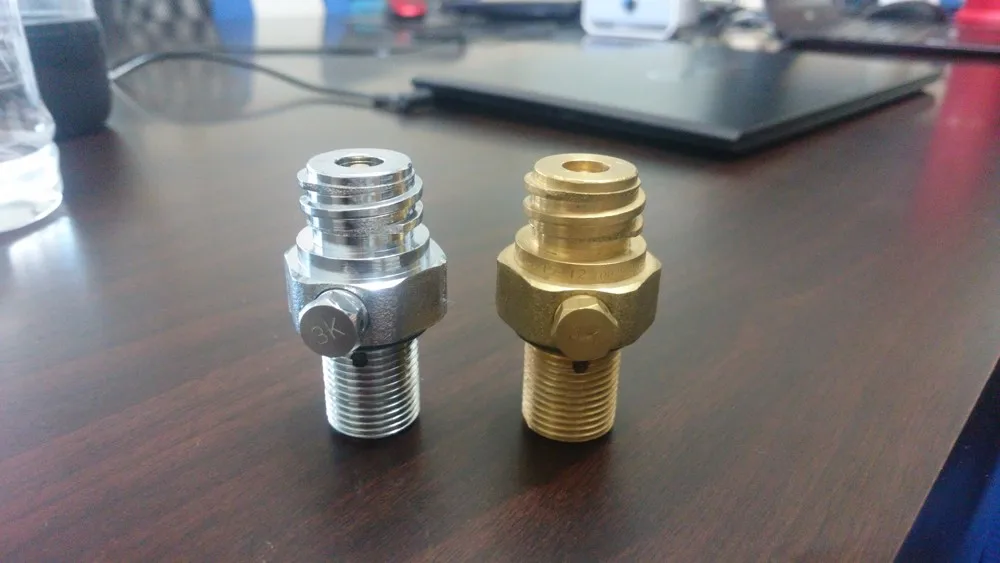 Compact Quick Connect Cylinder Valve With Overfilling Prevention Device ...