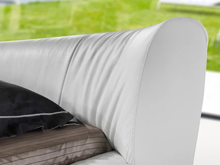 Modern Italian Style Leather Round Bed With Led Light - Buy Modern ...