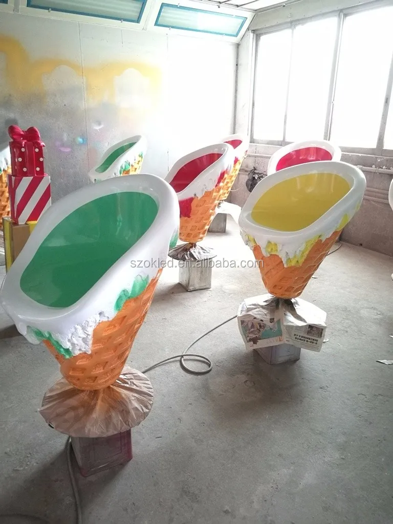 Life-size Ice Cream Cone Table Set - Unique Holiday Decor