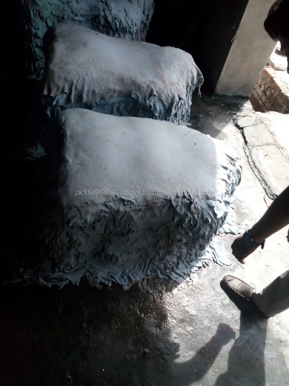 Wet Blue Leather Cow Hides In Wholesale Cheap Price Raw Material - Buy ...