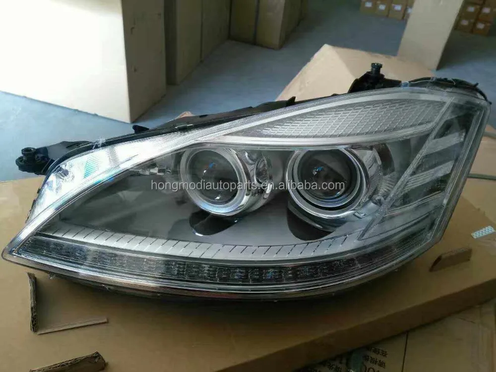 Mercedes W220 S-Class OEM Rear Lamp for Mazda - 72W Halogen