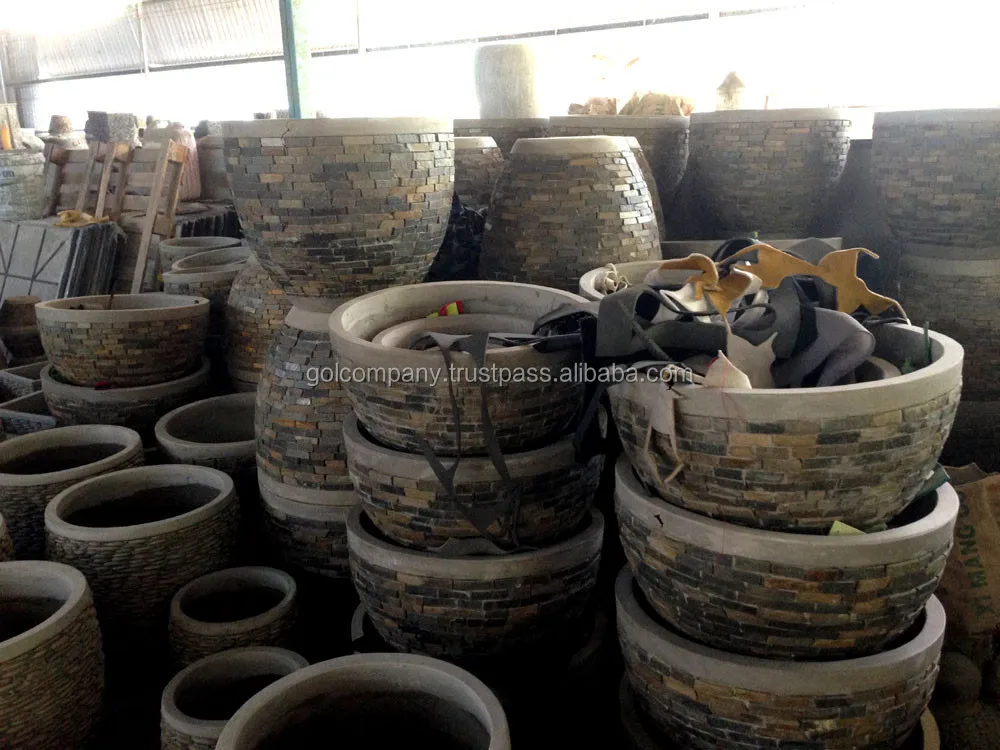 Pebble & Slate Water Feature Fountain - Stacked Stone Walls - Sandstone ...