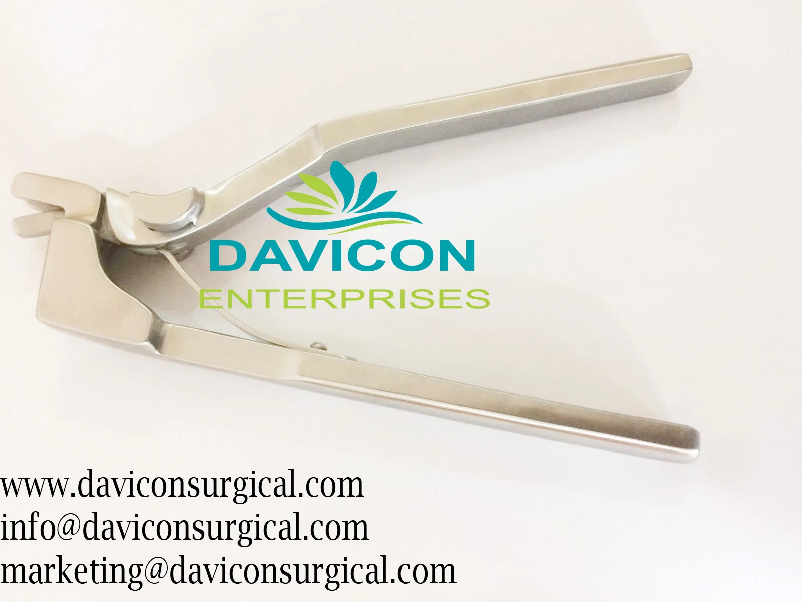 DAVICON Universal Plate Bender - High-Quality Surgical Instrument