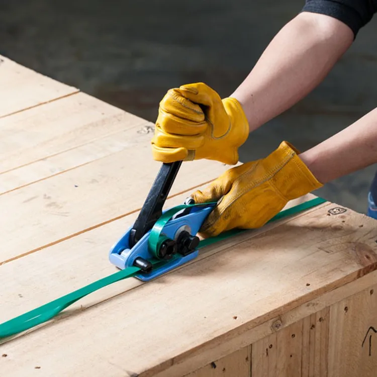 YBICO P330 Manual Plastic Strapping Tensioner - Easy to Use