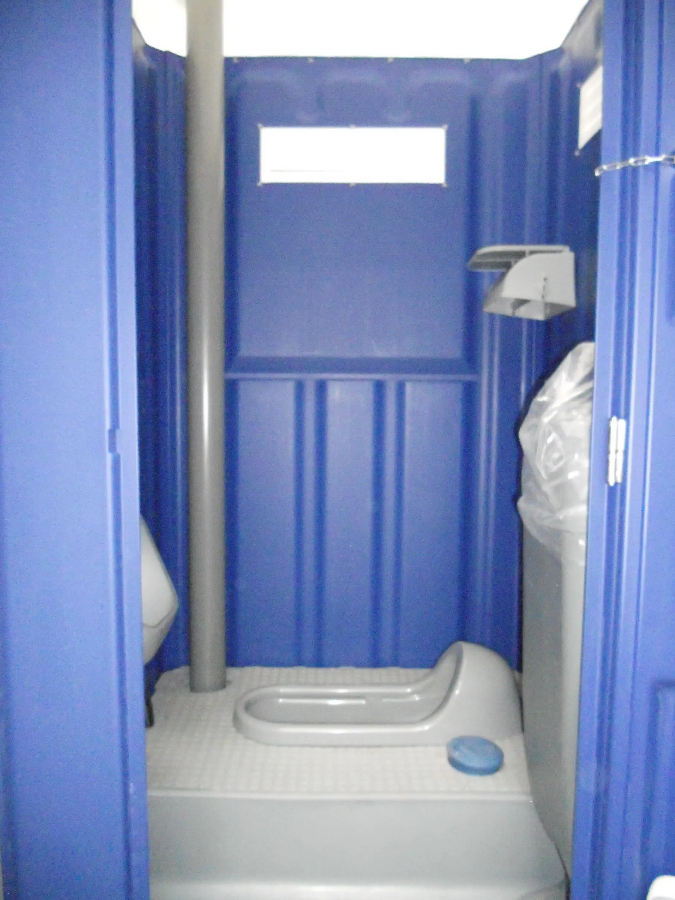 Durable Portable Toilets Restroom And High-density Polyethylene Plastic ...