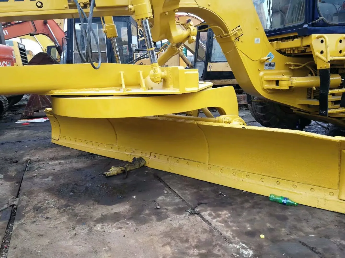 Motor Grader Used Komatsu Gd825a Made In Japan - Buy Caterpillar 12g ...