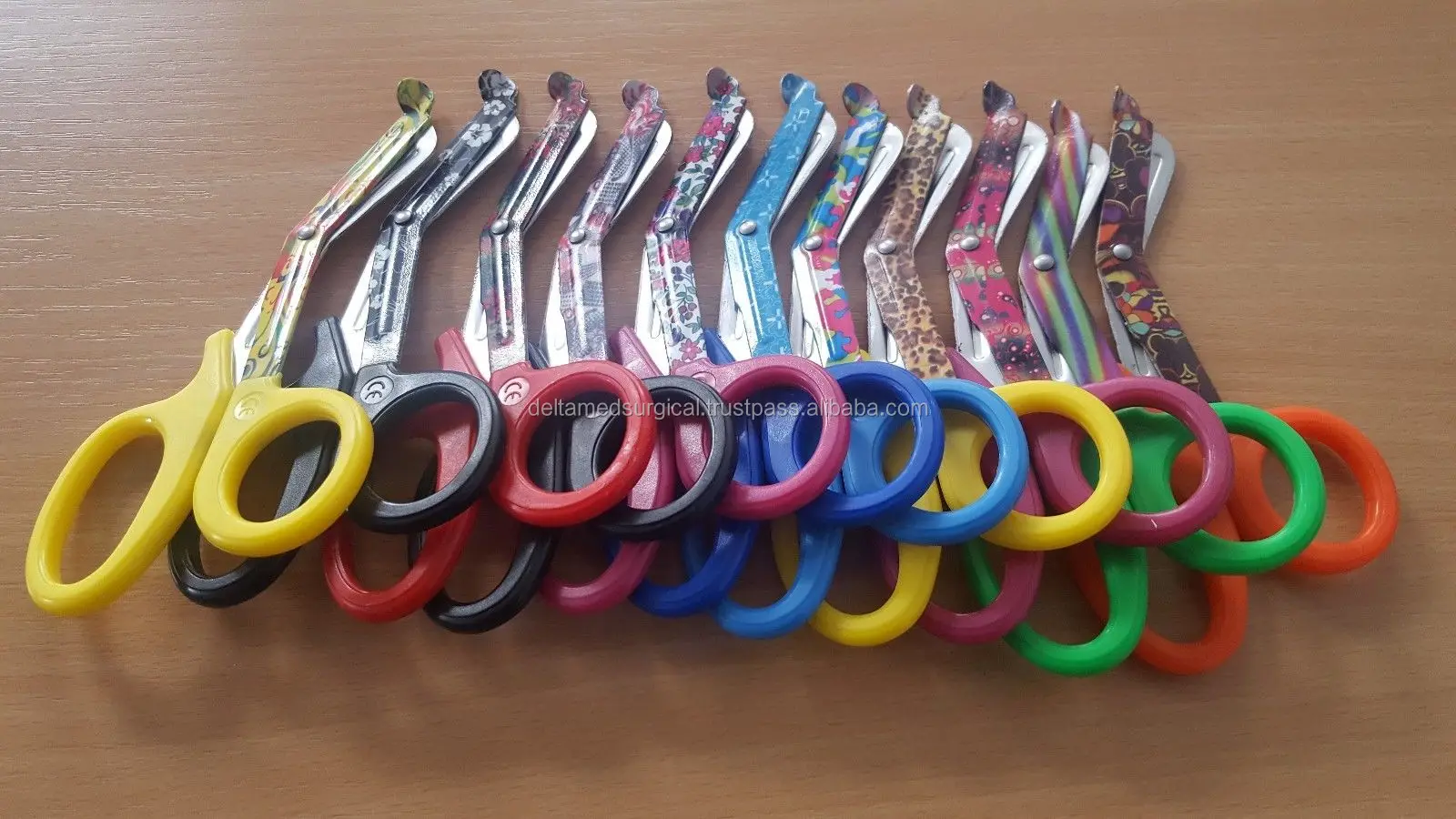 Gunting Utilitas 7 Inci Emt Gunting Perawat Medis Gunting Perban Dokter ...