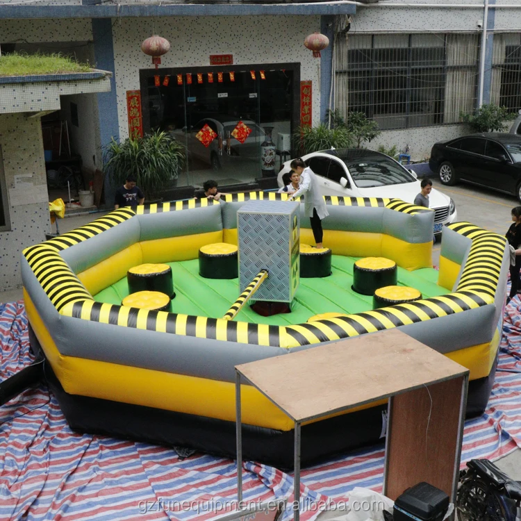 Mechanical Inflatable Jumping Mat & Wipeout Sport Game | 8m Diameter ...