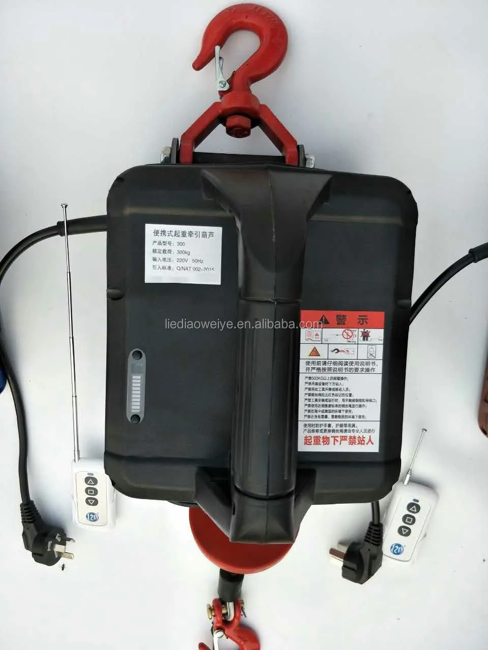 500kg Mini Portable Lifting Wire Rope Traction Hoist - Buy Traction ...