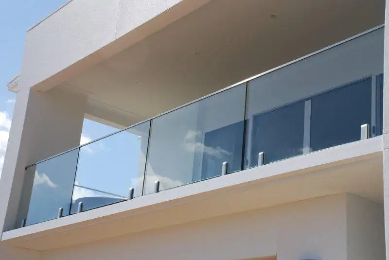 Face Fixed Glass Balustrade Detail - Stainless Steel Handrail