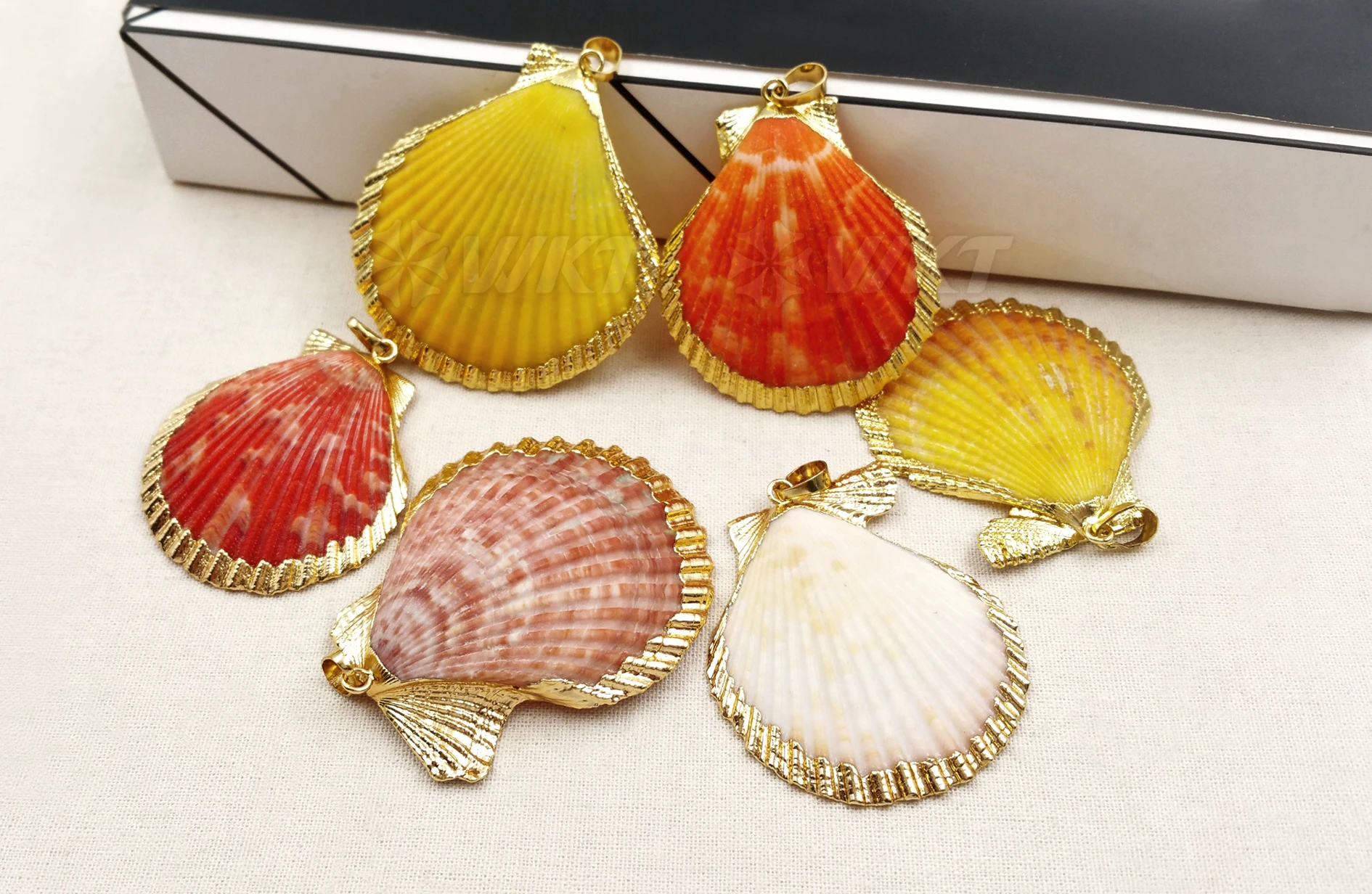24k Gold Plated Shell Jewelry Pendants - Elegant & Durable
