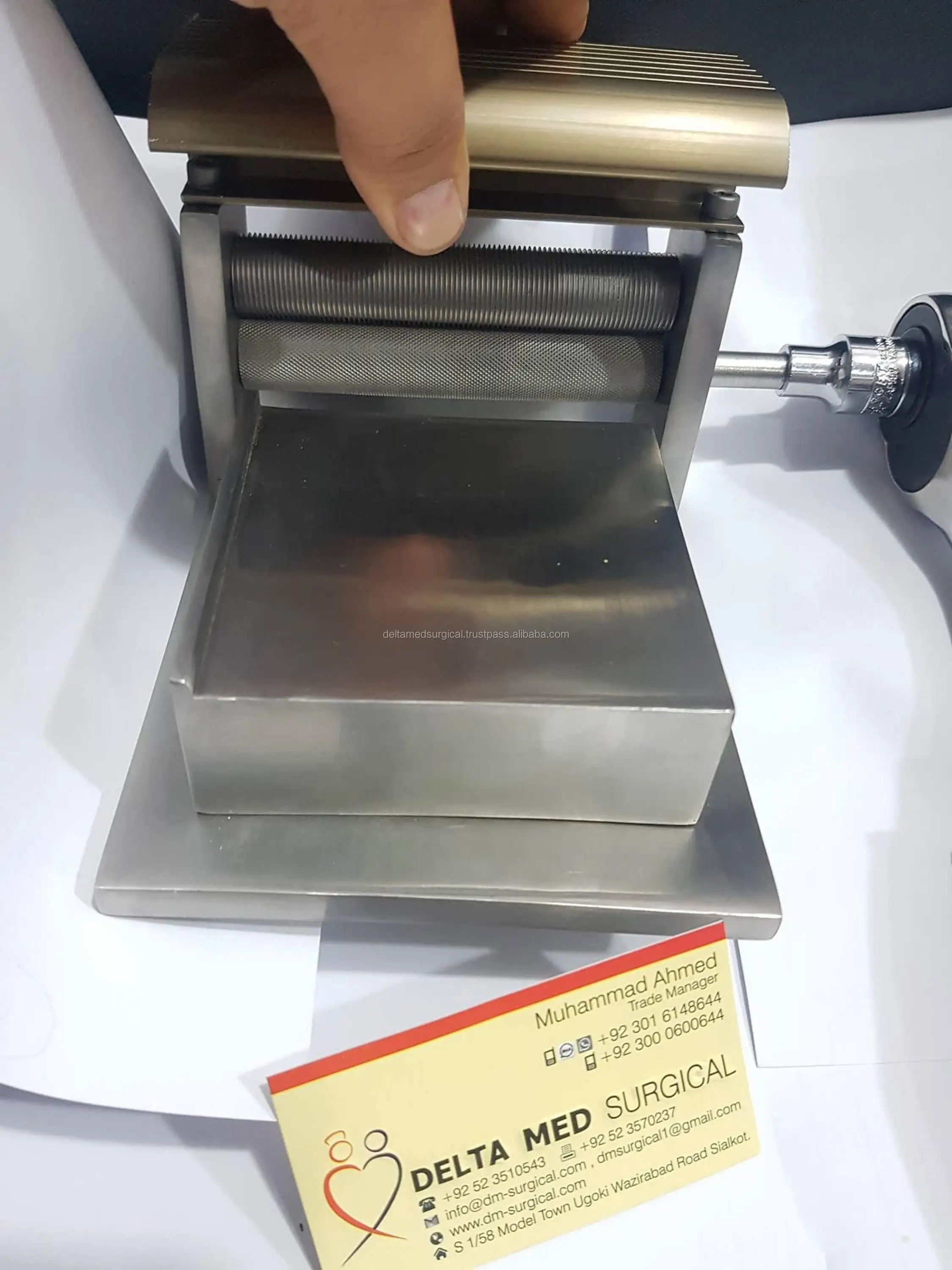 Skin Grafting Mesher / Burns Surgery Instruments - Buy Skin Grafting ...