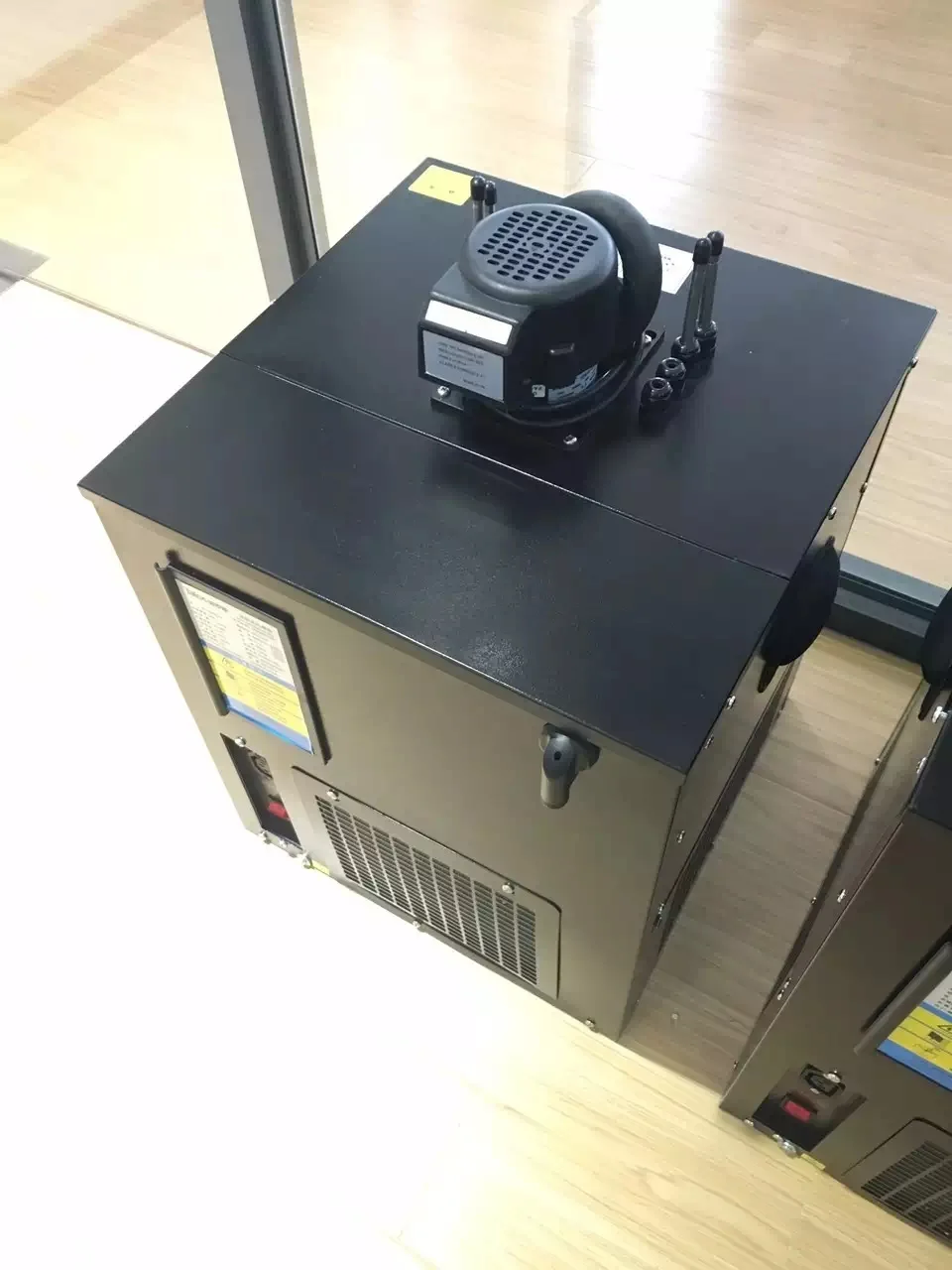 Instant Ice Bank Cooler for Efficient Draft Beer Dispensing