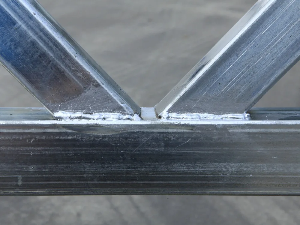 Galvanized Roof Trusses - High Quality Steel for Construction