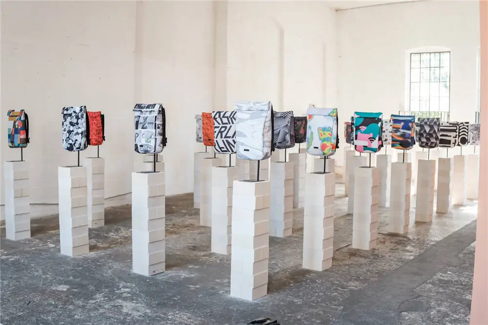 Wholesale T Bar Black Bag Handbag Backpack Stand Rack Display