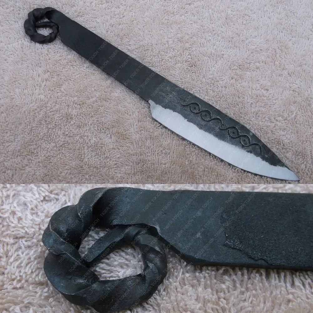 Fire Basket Arrowheads Fire Arrow Arrowhead Medieval European Swallows ...