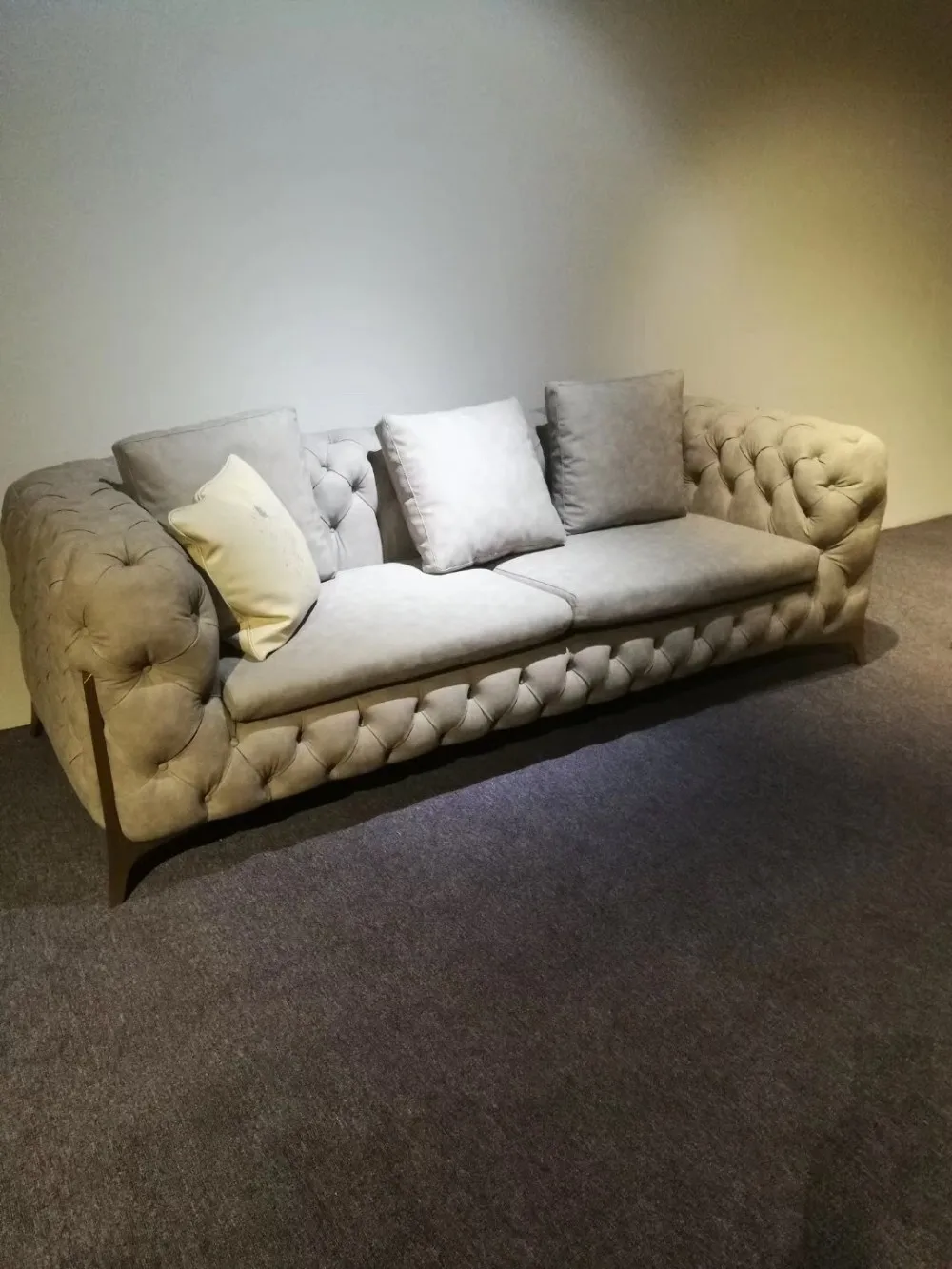 Luxury Italian Tufted Blue Leather Chester Moon Sofa - Buy Moon Sofa ...