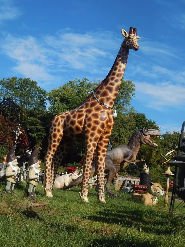 China Factory Outlet Lovely Garden Decor Life Size Yellow Fibreglass ...