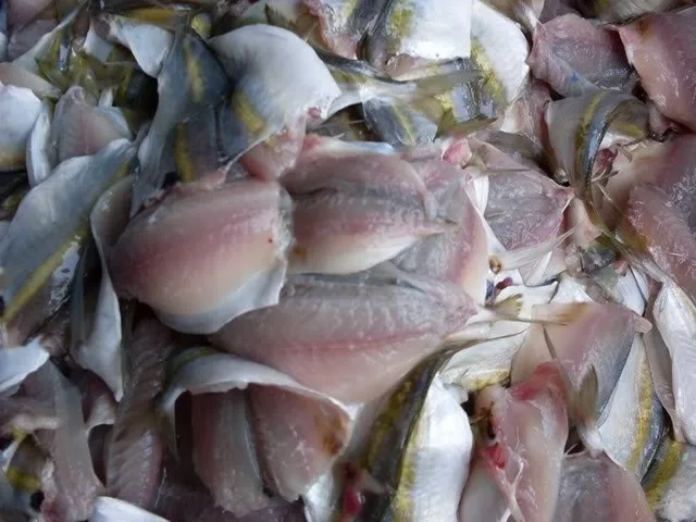 Dried Yellow Stripe Trevally Fish - Holiday +84 845 639 639