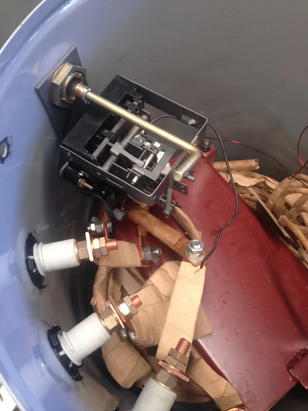25 Kva Single Phase Two Pole Oil Immersed Circuit Breaker For Csp ...