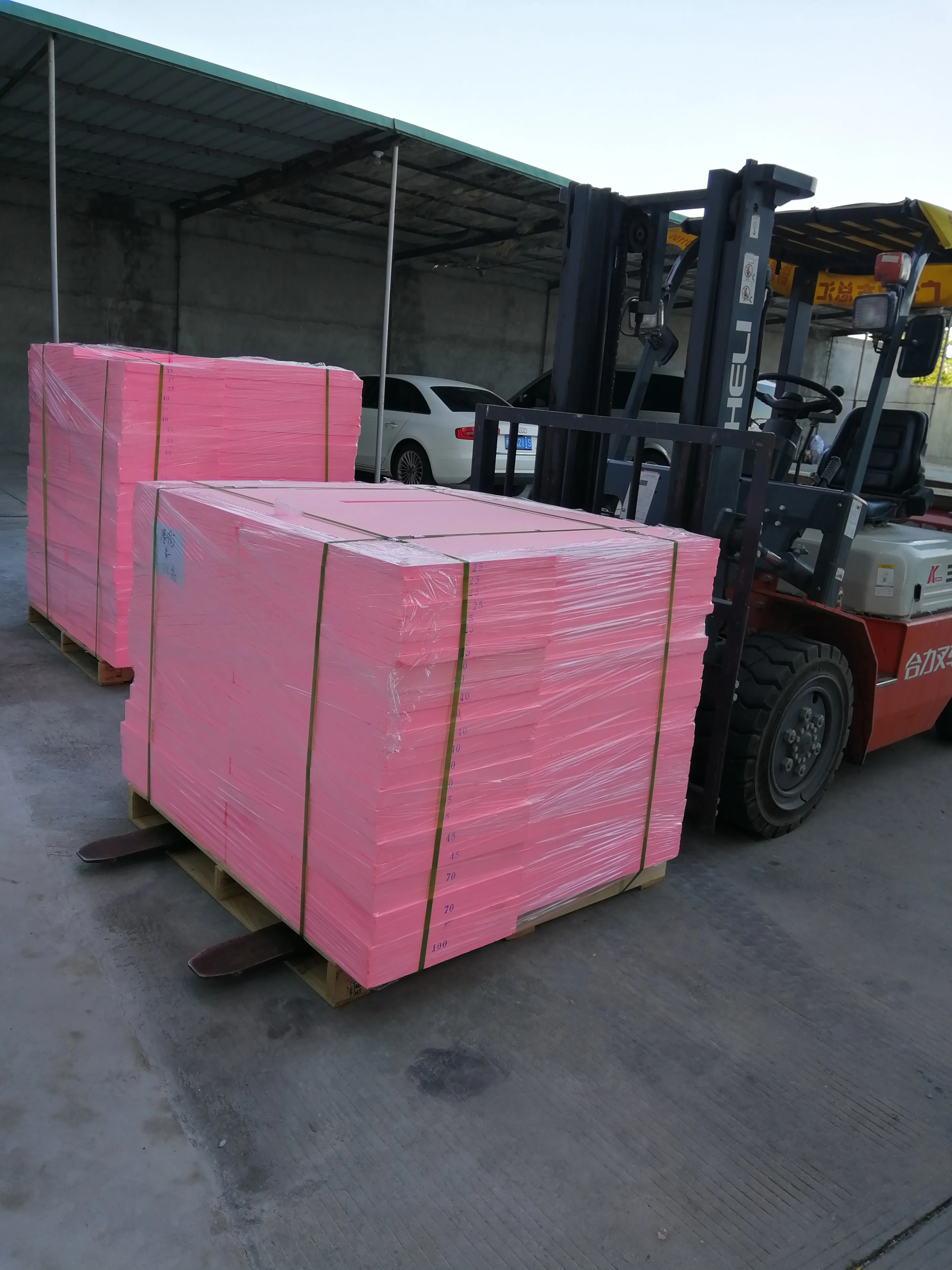 Resin Tooling Board Used for Shoe Mould Pattern on the CNC Machine ...