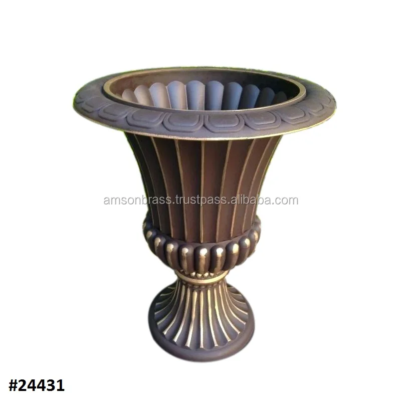 Garden Urn Metal Iron Wire Urn for Outdoor Decoration