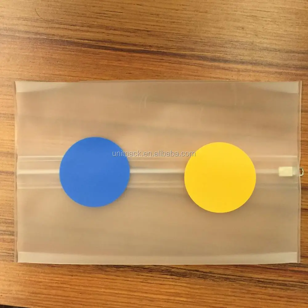 Eco-friendly EVA Refillable Wet Tissue Pouch with Cover