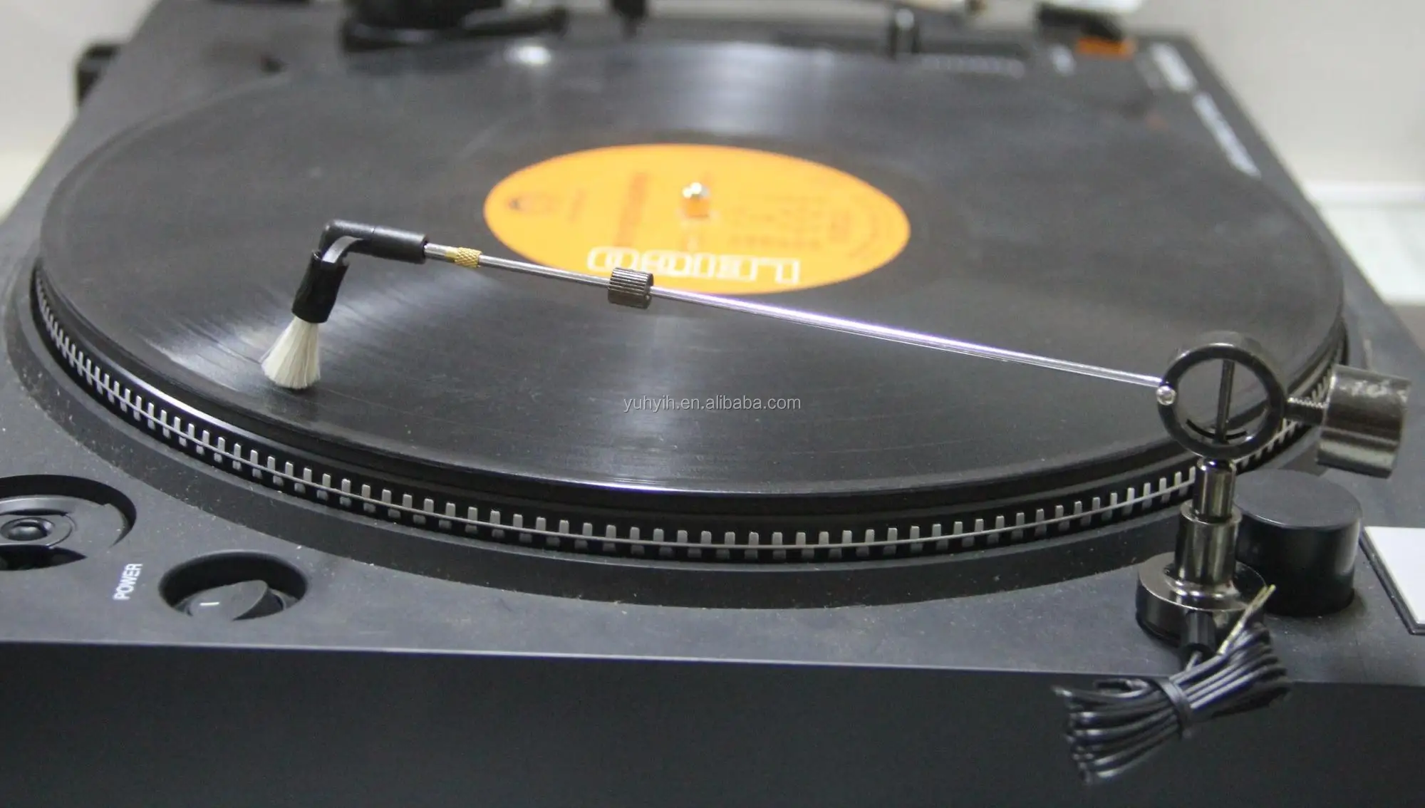 Turntable Anti-Static Record Cleaning Arm with Stylus Brush