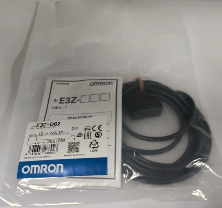 Omron Digital Infrared E3Z-R61 Reflection Photoelectric Sensor
