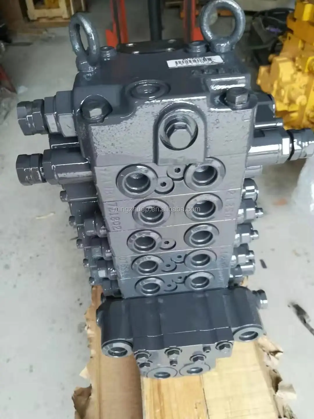 Pc40r-8 Complete Valve Bank/main Control Valve(mcv) For Excavator - Buy ...