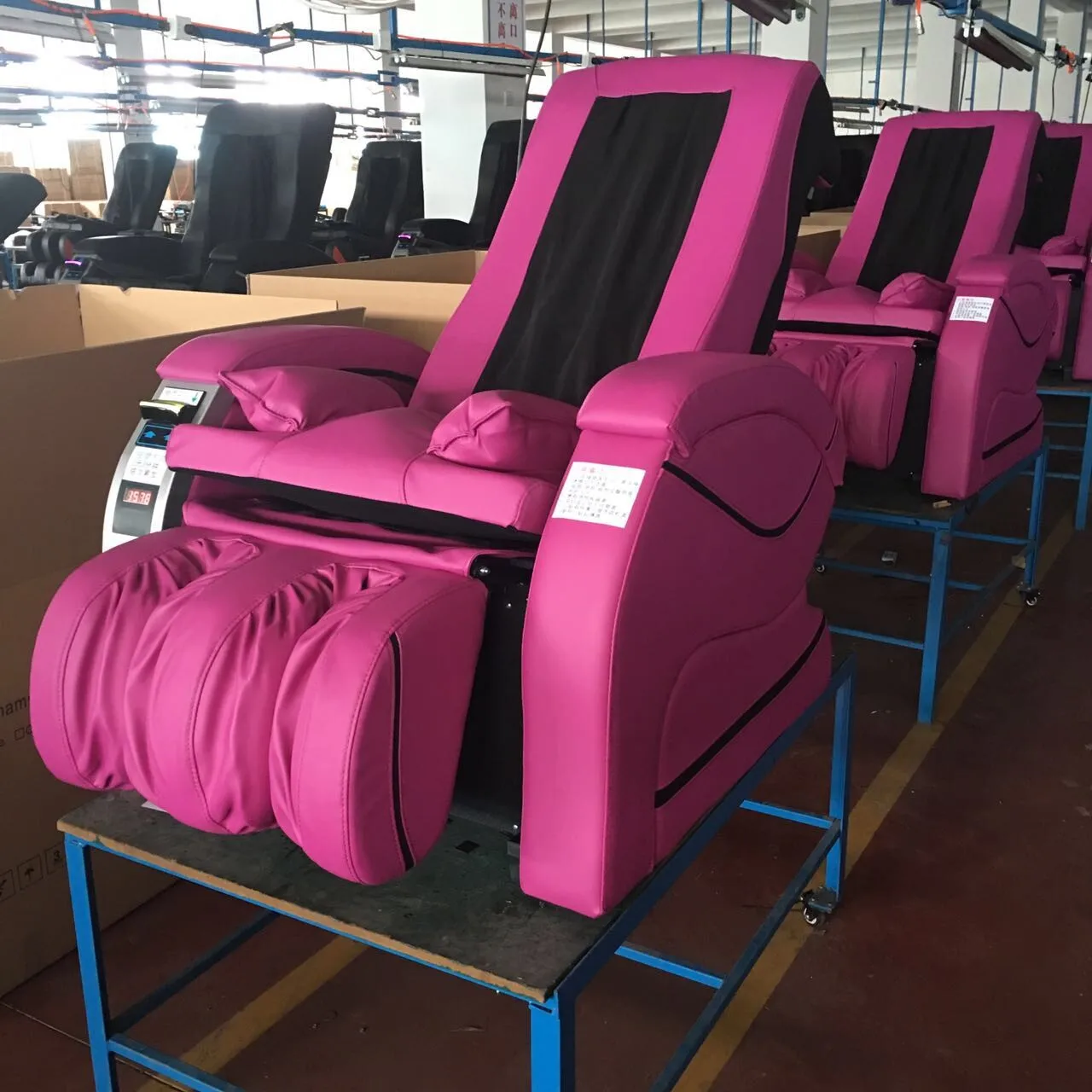 Coin & Bill Operated Massage Chair Vending Machine by Hengde