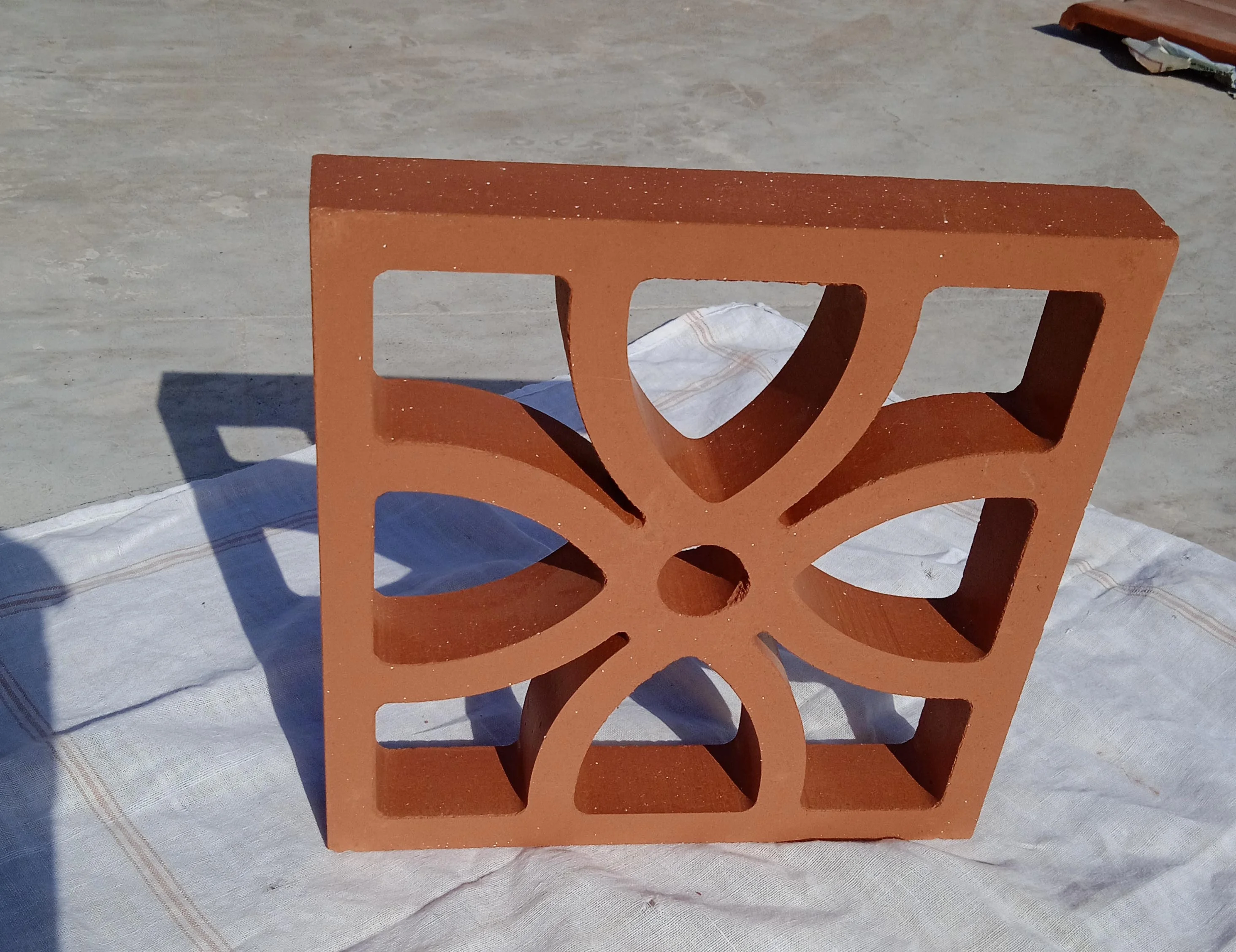 30 Mm Thick Clay Terracotta Hollow Blocks - Red Jaali Tiles