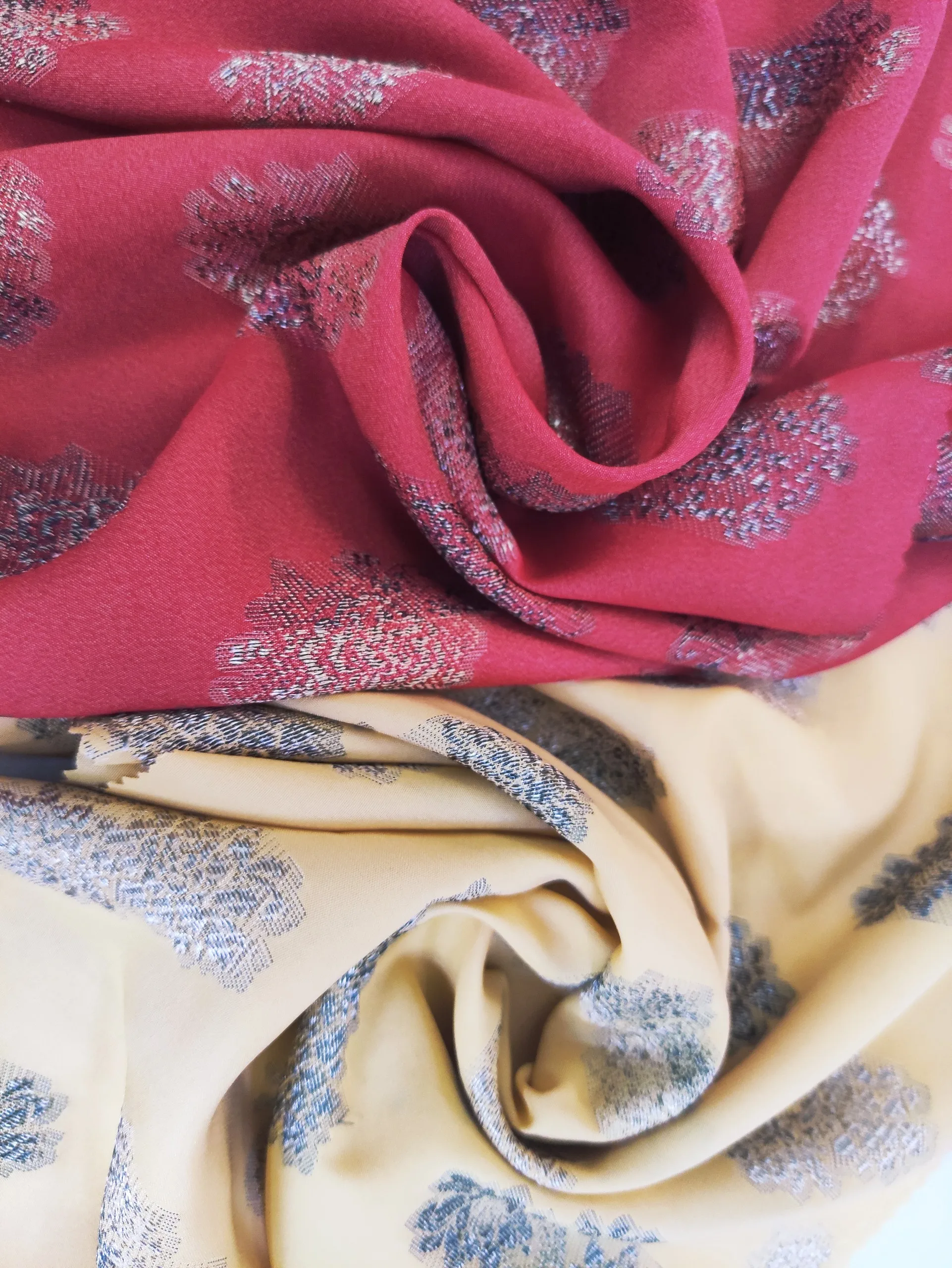 Light Fancy Jacquard Chiffon Fabric With Floral Pattern Cut For ...